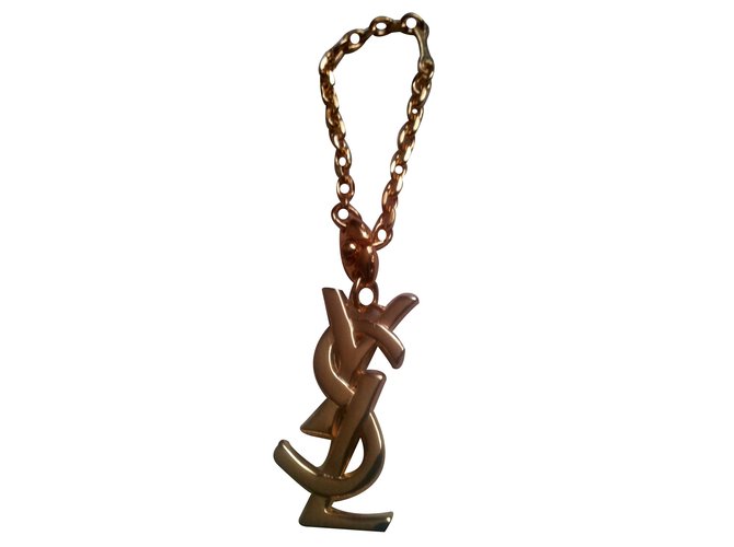 Yves Saint Laurent Bag charms Golden ref.12070 - Joli Closet