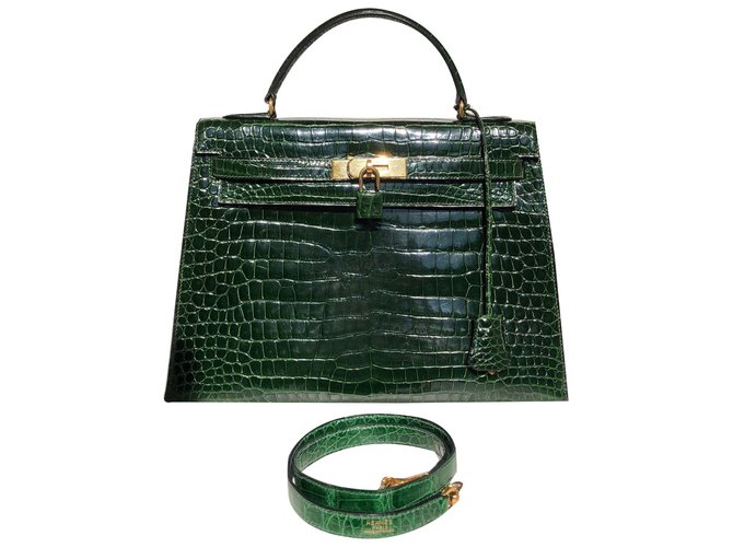 Hermès Kelly 32 Green Exotic leather ref.83892 - Joli Closet