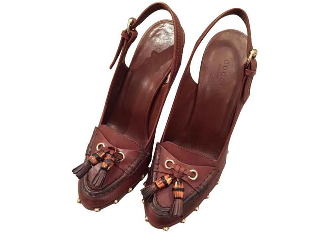 Escarpins Gucci Talons Cuir Marron ref.102217 - Joli Closet
