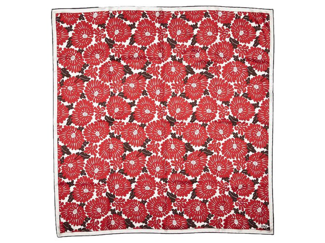 Fendi Red Printed Silk Scarf Multiple colors Cloth ref.137759 - Joli Closet