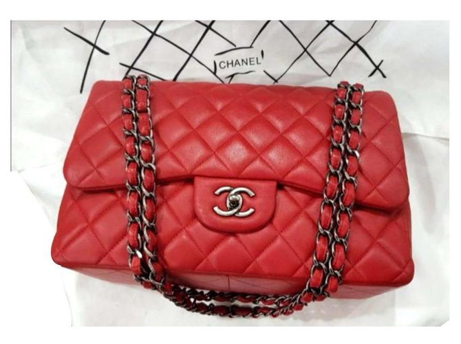 Chanel Channel Red Jumbo classic flap bag SHW Leather ref.143523 - Joli ...
