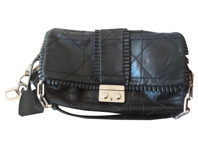 Christian Dior new lock Black Lambskin ref.170892 - Joli Closet