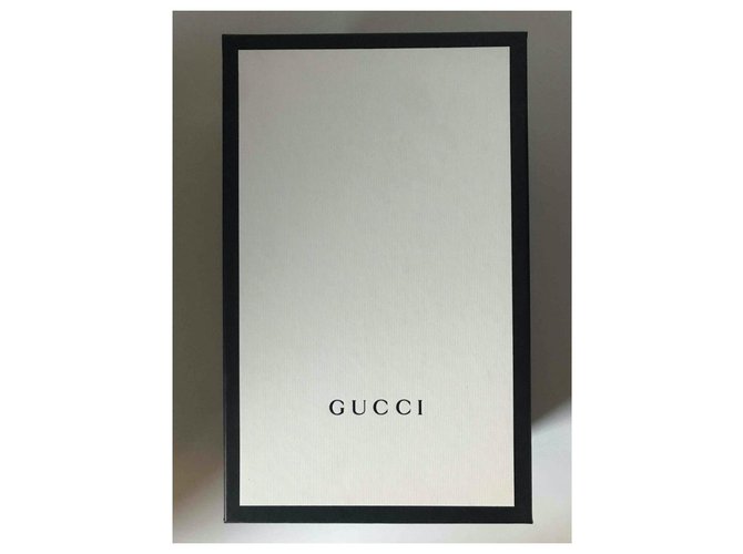 Gucci Talons Nubuck Fuschia ref.209134 - Joli Closet