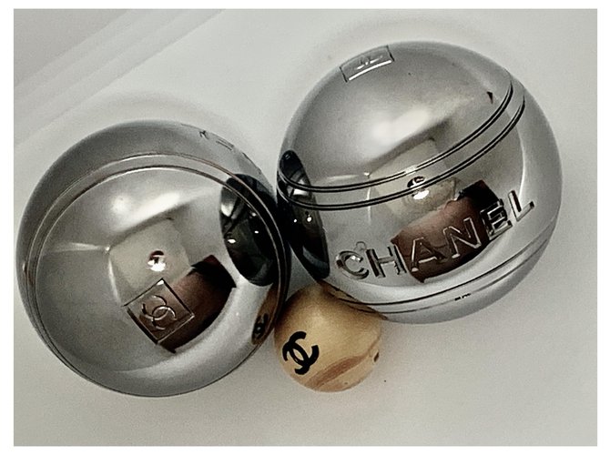 CHANEL collector petanque balls Red Steel ref.214311 - Joli Closet