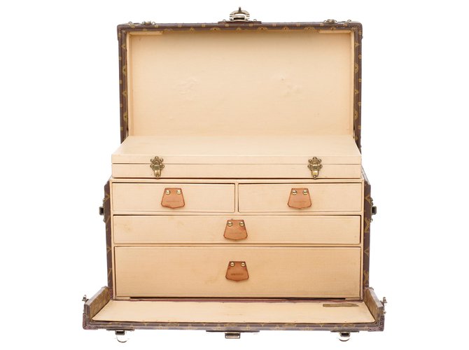 Superb and Rare Louis Vuitton chest of drawers in monogram canvas with ...