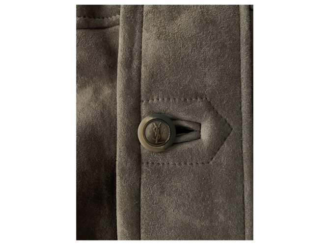 Yves Saint Laurent Sample YSL shearling fur coat Taupe ref.234171 ...