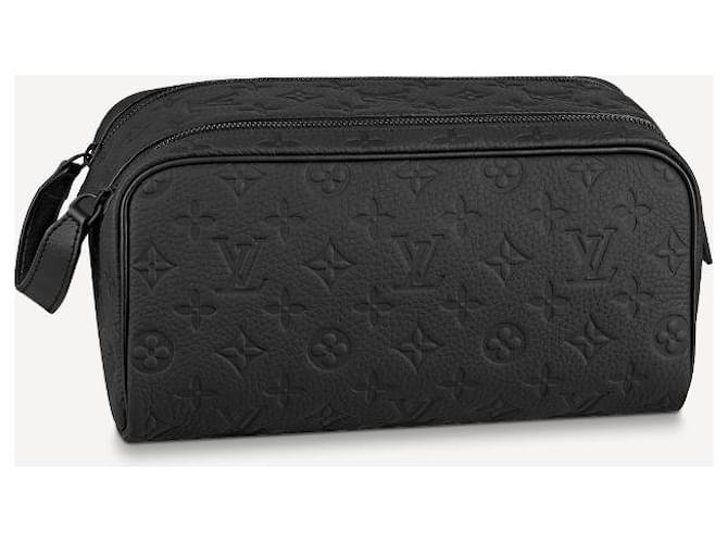 Louis Vuitton LV Dopp kit tautillon monogram Black Leather ref.509981 ...