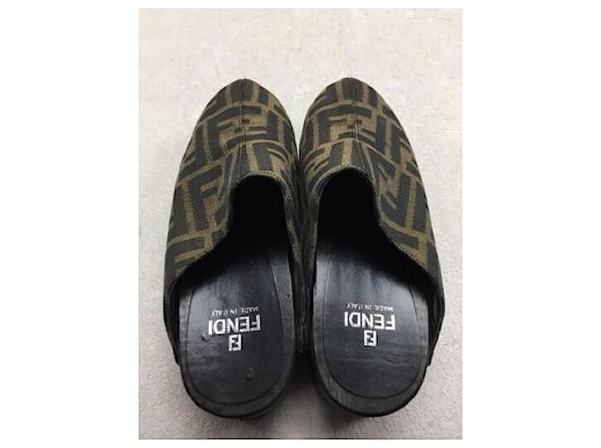 Fendi Clogs Brown ref.517835 - Joli Closet