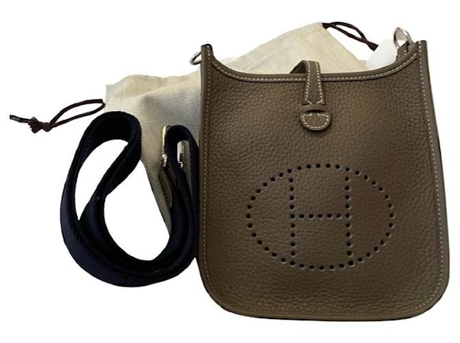 Evelyne Hermès Handbags Taupe Leather ref.548873 - Joli Closet