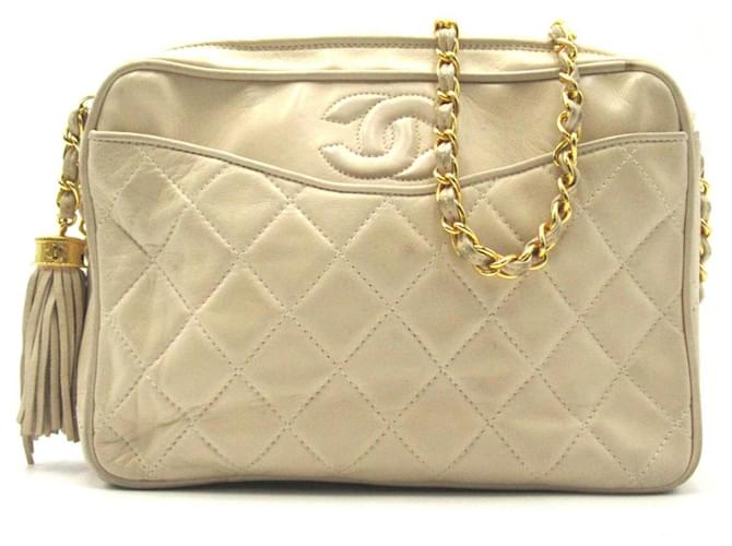 Chanel CC Quilted Tassel Camera Bag White Leather Lambskin ref.798151 ...