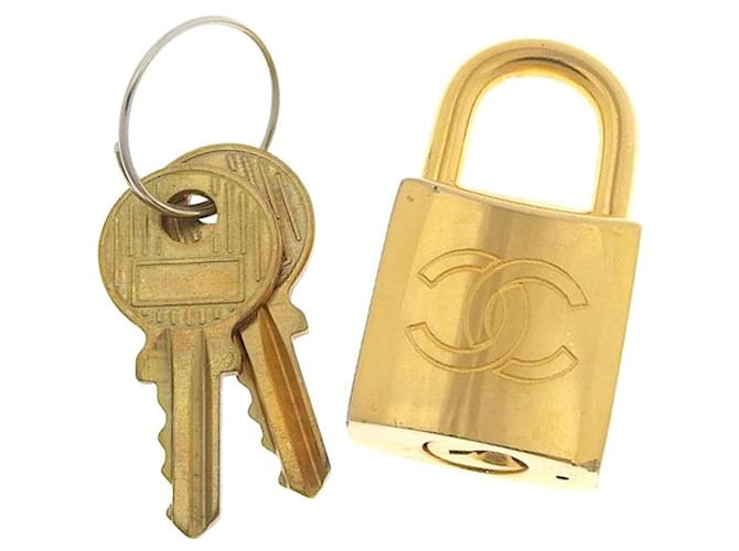 Chanel Coco Mark Logo Keychain Rare Used Golden Metal ref.1478267 ...