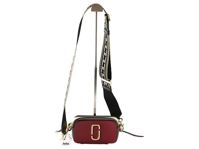 Marc Jacobs Snapshot leather shoulder bag Dark red ref.2222409 - Joli ...
