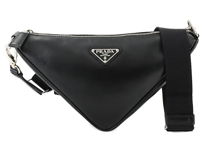 Prada Triangle Logo Black Leather ref.2269672 - Joli Closet