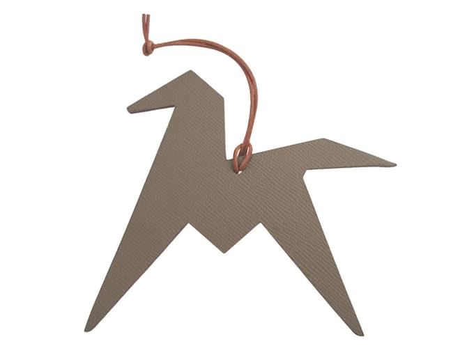 Hermès Hermes Petit H Horse 2017 Key Chain Taupe Leather ref.2324926 ...