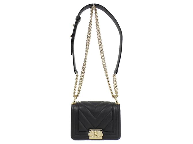 Chanel Boy 67364 Shoulder Bag Black ref.2331346 - Joli Closet