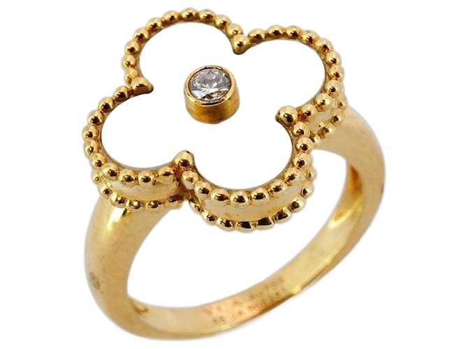 Van Cleef & Arpels Vintage Alhambra Or jaune Doré ref.2353992 - Joli Closet