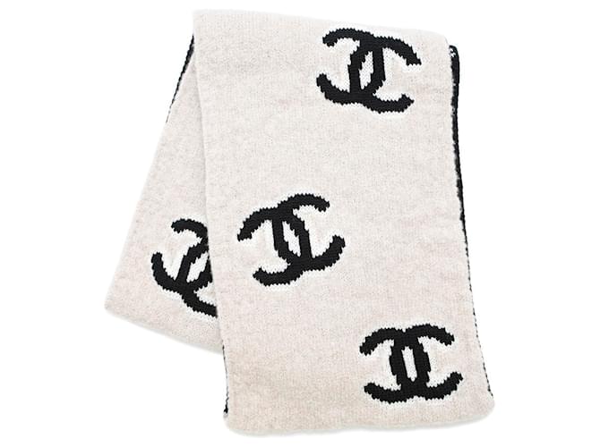 Chanel Reversible Wool and Cashmere Stole Black Cream Silk Nylon ref ...