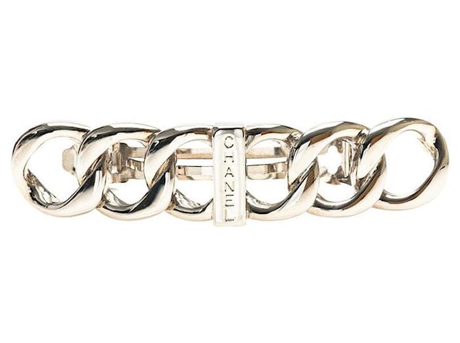 Timeless Chanel Logo Barrette Silvery Metal ref.2544996 - Joli Closet