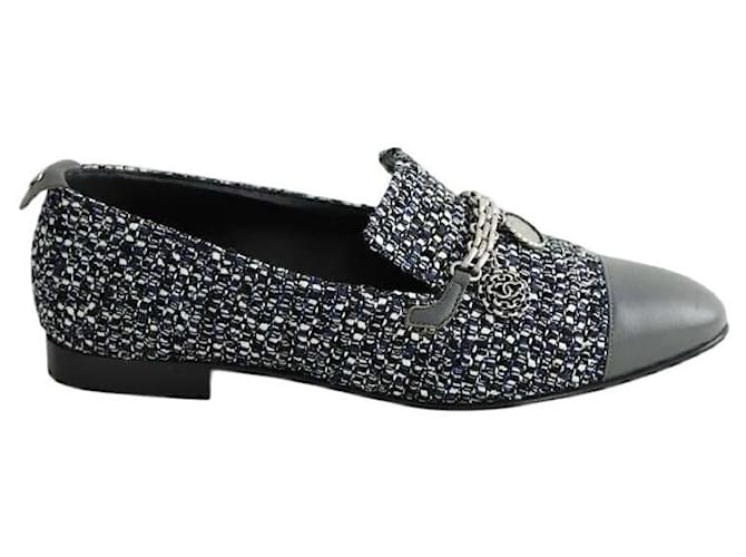 Chanel Navy Tweed Loafers Navy blue ref.2577733 - Joli Closet