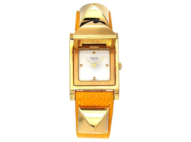 Hermès Medor Women's Pyramid Gold Stud Watch ref.2596745 - Joli Closet