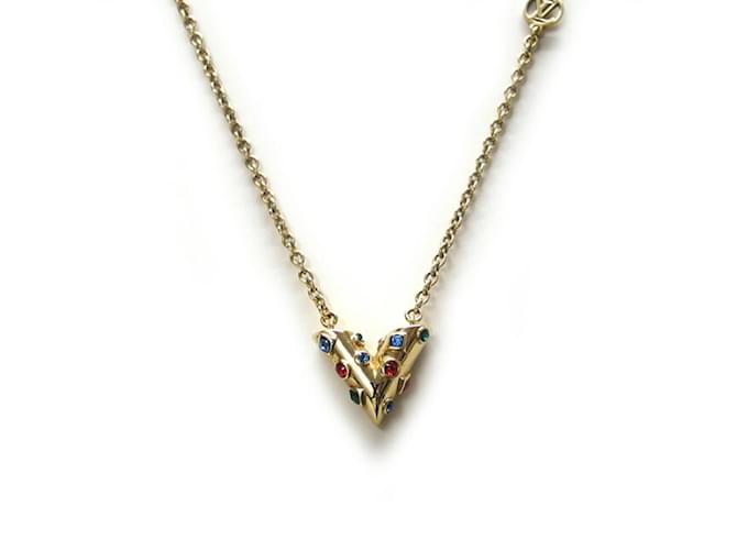 Lv essential v necklace store