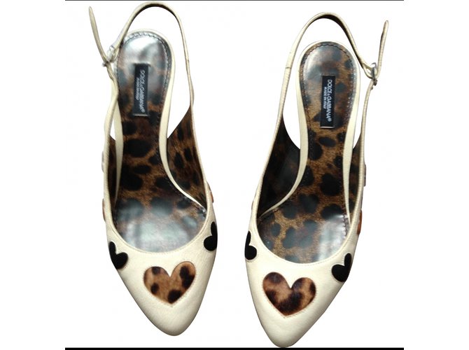 Dolce & Gabbana Heels Eggshell Leather ref.53418 - Joli Closet