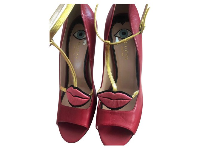 Gucci Lips T-Bar Talons Chaussures Escarpins EU38 Cuir Rouge ref.138032 ...