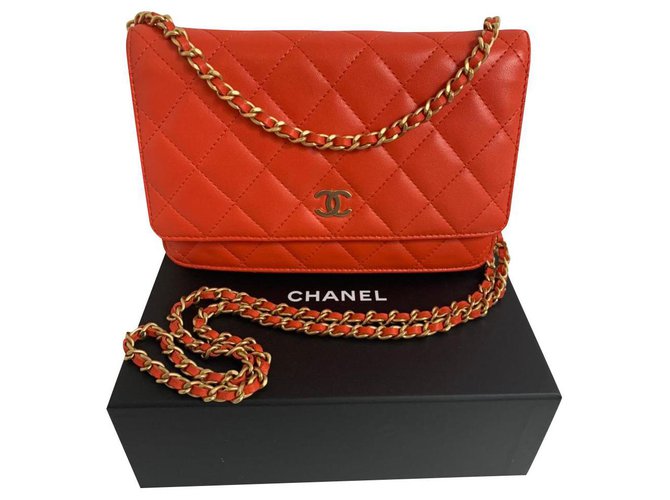Chanel Woc Red Leather ref.159967 - Joli Closet