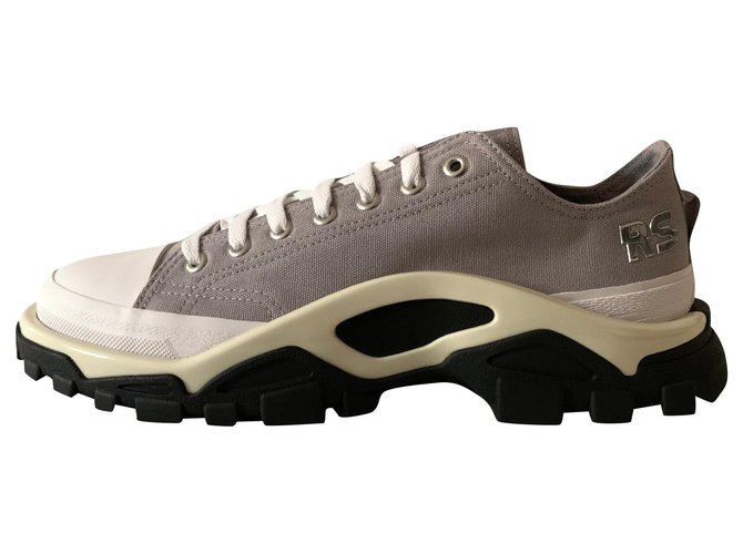 Raf Simons RS Detroit Runner Grey Rubber ref.185875 - Joli Closet