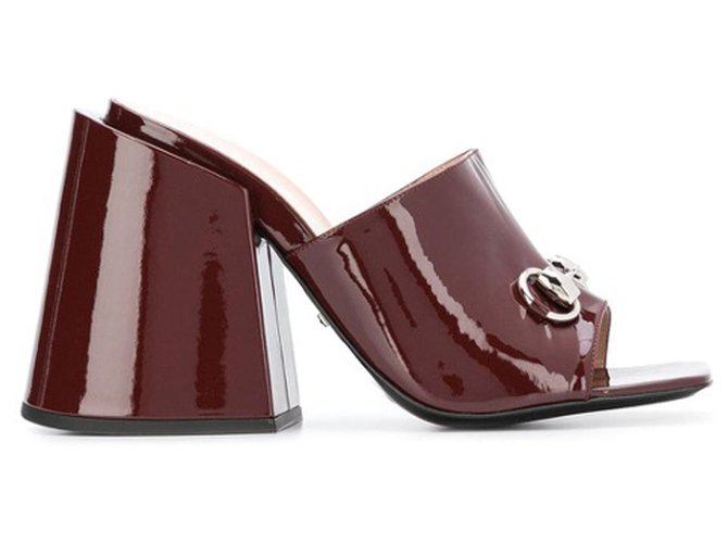 Escarpins en cuir verni rouge Gucci Lexi Cuir vernis Veau façon poulain ...