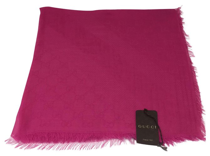 Gucci Monogramme classique GG Soie Laine Fuschia ref.201832 - Joli Closet