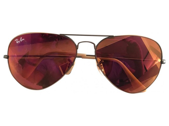Ray-Ban Red Aviator Sunglasses Dark red Metal ref.220958 - Joli Closet