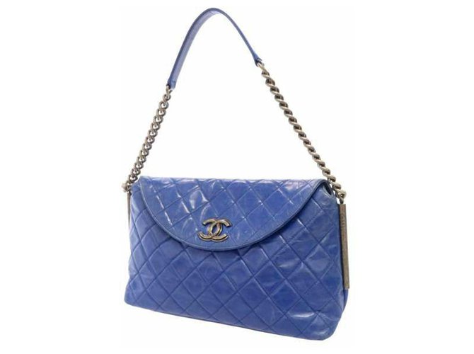 Chanel Blue CC Timeless Lambskin Leather Shoulder Bag Metal ref.233770 ...