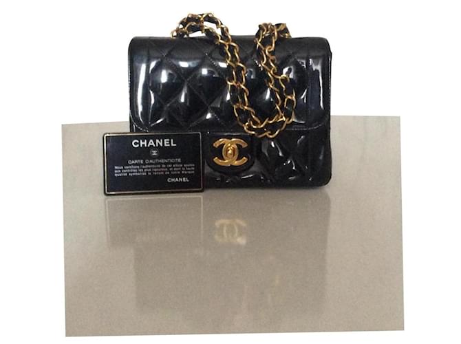 CHANEL PATENT MINI Black Leather ref.513367 - Joli Closet