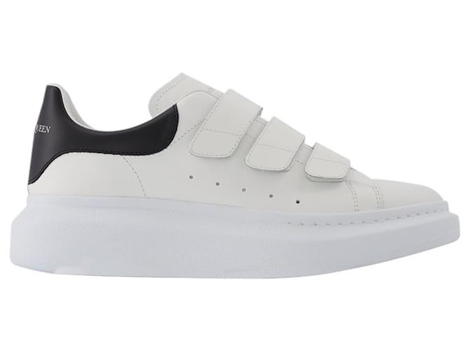 Alexander Mcqueen Oversized Sneaker Scratch in White Leather ref.589299 ...