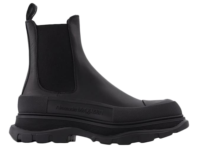 Alexander Mcqueen Tread Slick Boots in Black Leather ref.593324 - Joli ...