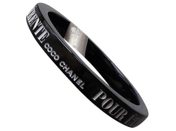 Chanel AVEC UN POINCON ref.605559 - Joli Closet