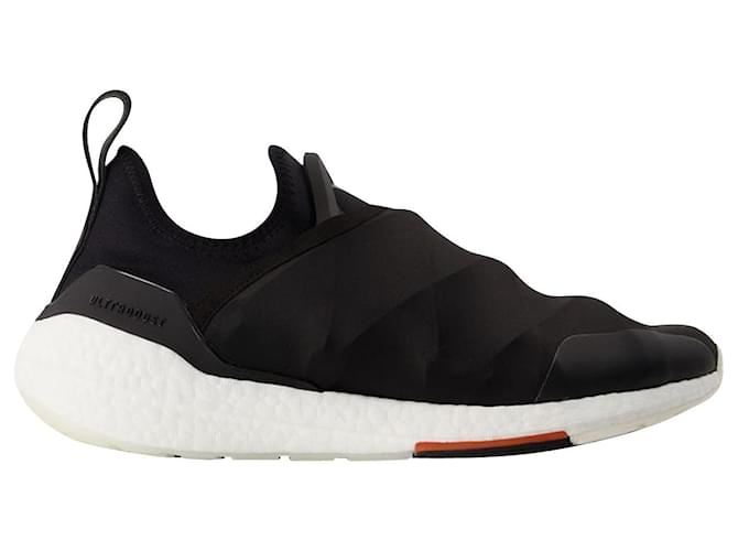 Y3 Y-3 Ultraboost 22 Sneakers in Orange Fabric ref.671829 - Joli Closet