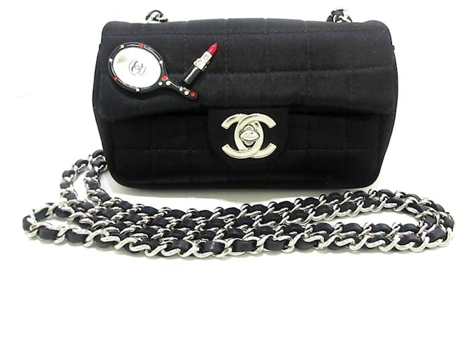 Chanel Chocolate bar Black Silk ref.674976 - Joli Closet