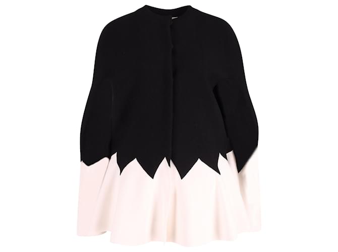 Alexander McQueen Zig-zag Flared Cape in Black Wool ref.677409 - Joli ...