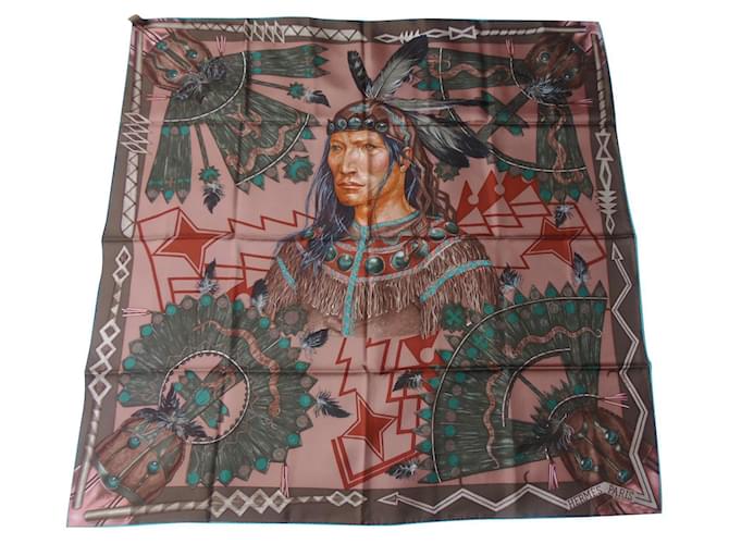 Hermès cosmogonie APACHE Soie Multicolore ref.681373 - Joli Closet