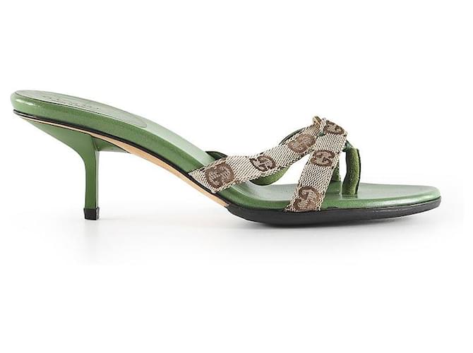 Mules Gucci en cuir vert / daim et monogramme à talon chaton ref.683594 ...