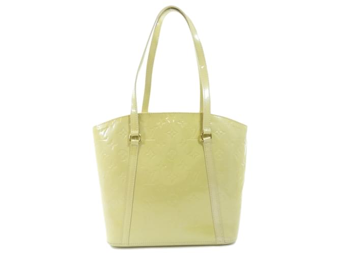 Louis Vuitton Avalon Khaki Patent leather ref.692401 - Joli Closet