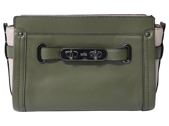 Coach Swagger Wristlet Bag in Green Leather ref.696543 - Joli Closet