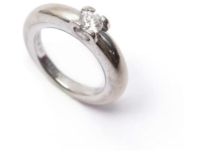 ANELLO T CARTIER LOUIS SOLITARIO48 IN ORO BIANCO E DIAMANTI 0.28anello ...