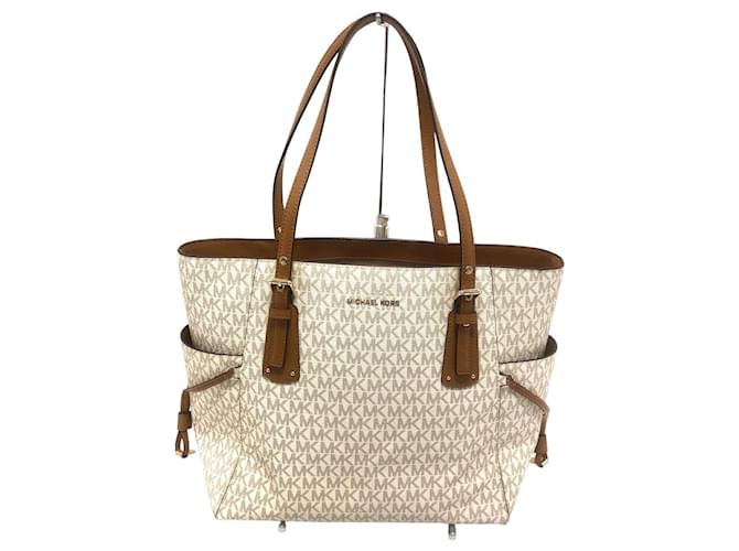 Michael Kors Jet Set White Cloth ref.715576 - Joli Closet