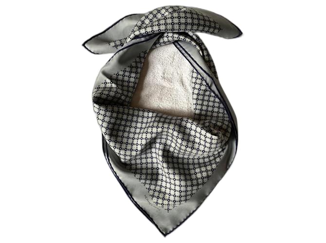 Hermès Silk grey geometrical pattern small foulard ref.735591 - Joli Closet