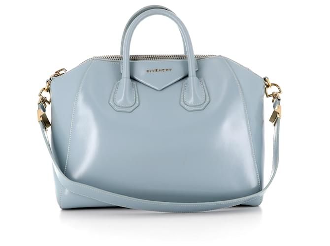 Givenchy antigona Light blue Patent leather ref.737997 - Joli Closet