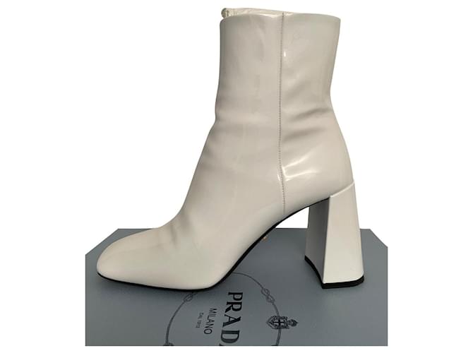 Prada bottines Cuir vernis Blanc ref.782627 - Joli Closet