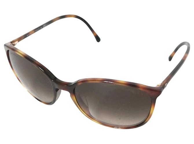 Chanel Brown Plastic ref.783413 - Joli Closet